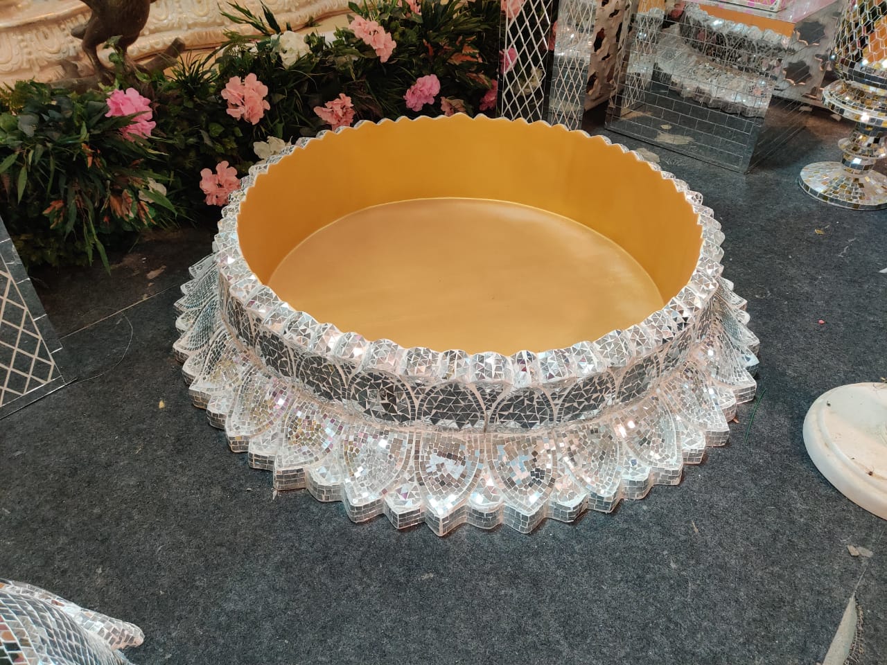 Handmade Fiberglass Urli at India’s Online Shopping Store — Bharat ...